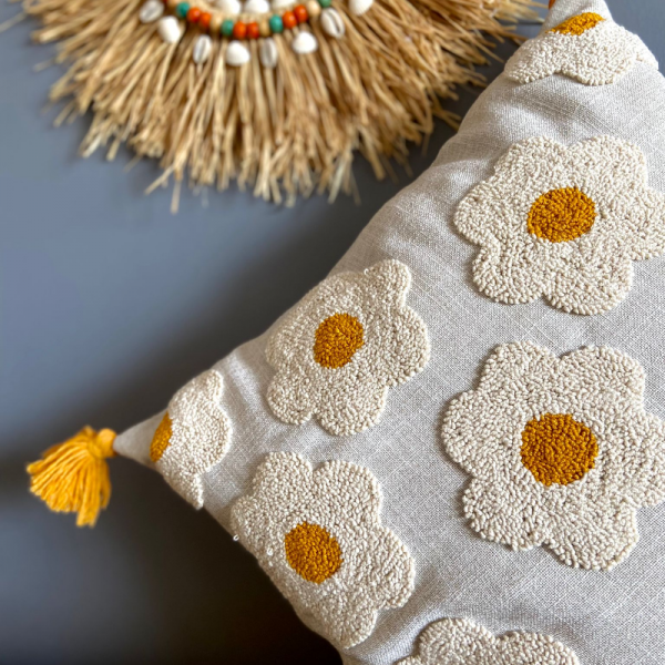 Papatya Desen Punch Kırlent Kılıfı - Kırlent ve Kırlent Kılıfı - Miamano